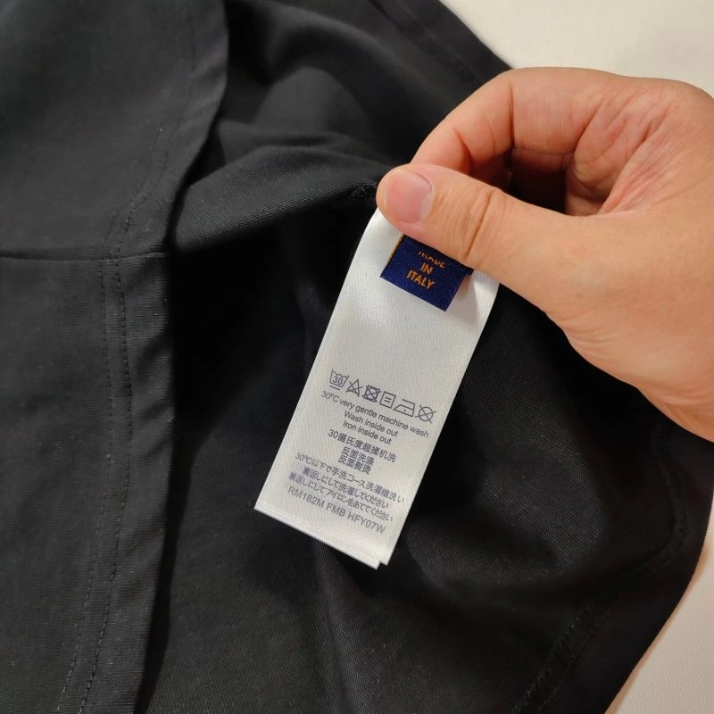 Precise copy Louis Vuitton T-Shirts