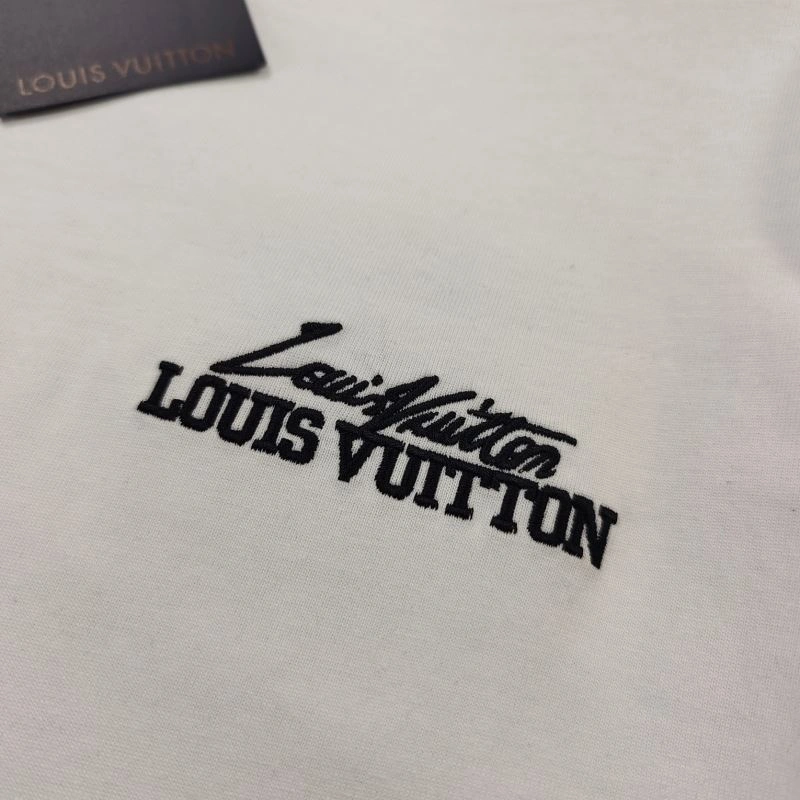 High fidelity Louis Vuitton T-Shirts