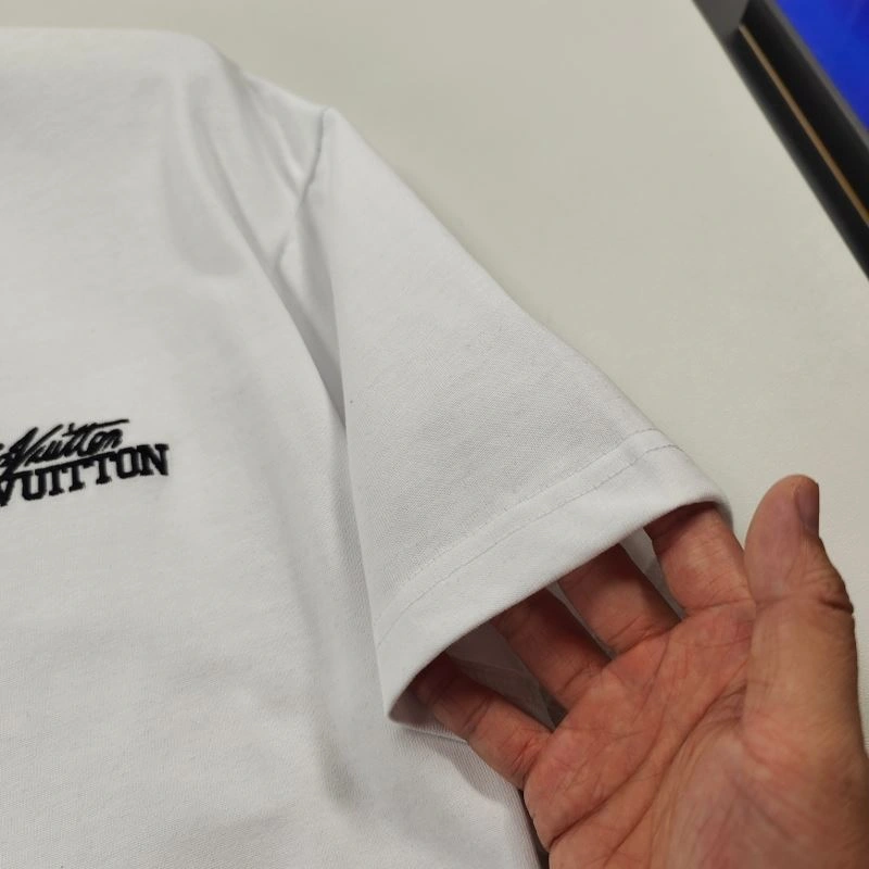 High fidelity Louis Vuitton T-Shirts