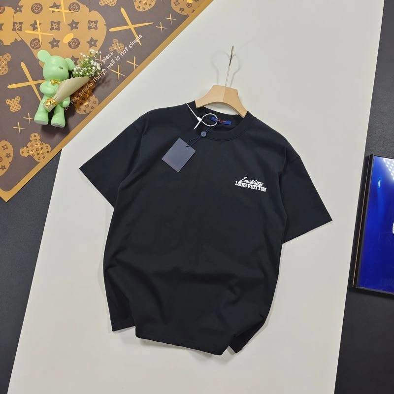 High fidelity Louis Vuitton T-Shirts