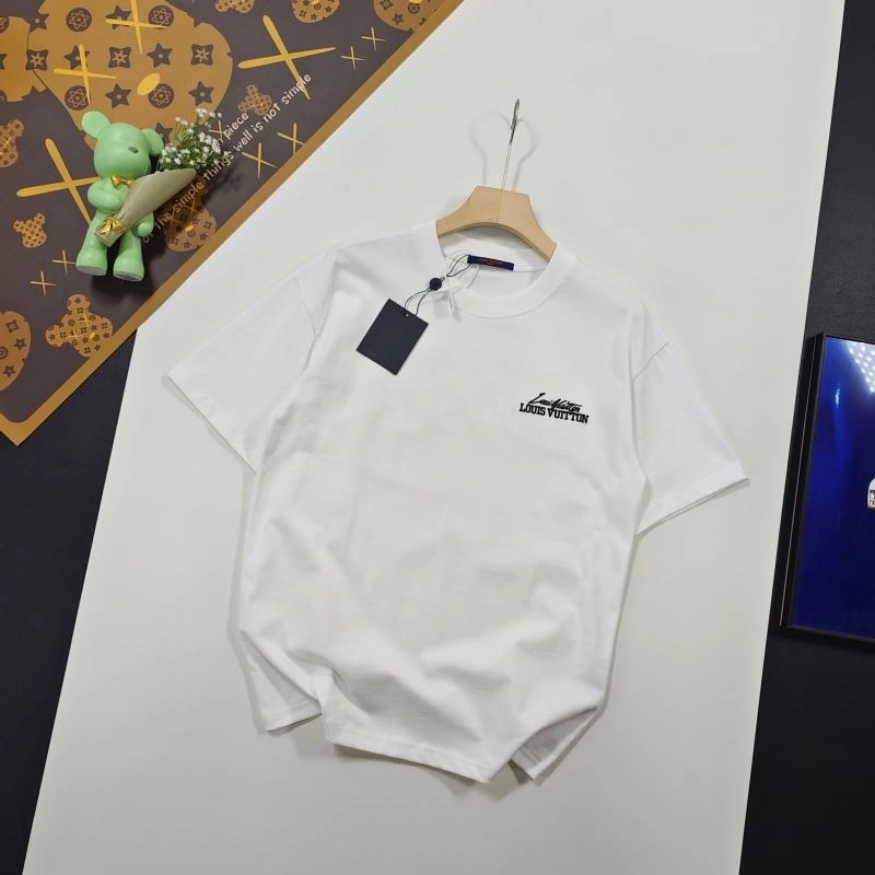 High fidelity Louis Vuitton T-Shirts