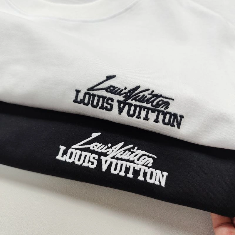 High fidelity Louis Vuitton T-Shirts