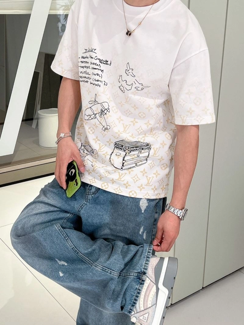 Precise copy Louis Vuitton T-Shirts
