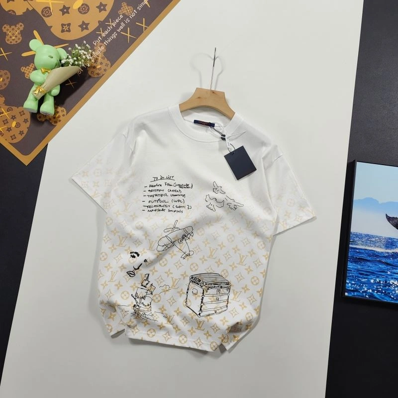 Precise copy Louis Vuitton T-Shirts