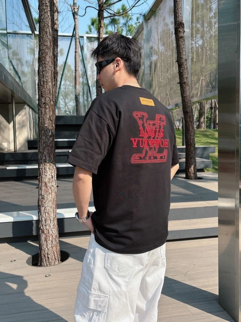 High fidelity Louis Vuitton T-Shirts
