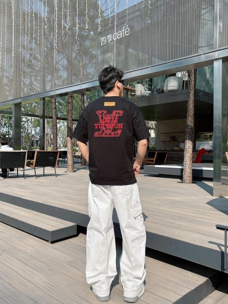 High fidelity Louis Vuitton T-Shirts