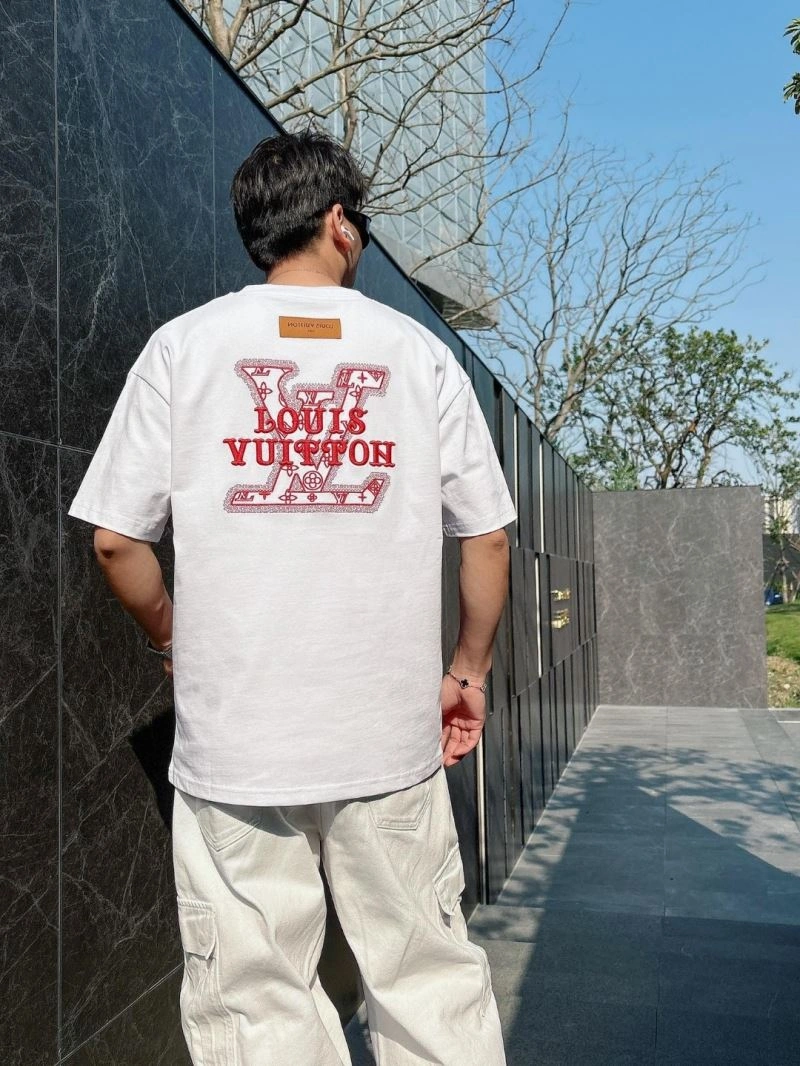 High fidelity Louis Vuitton T-Shirts