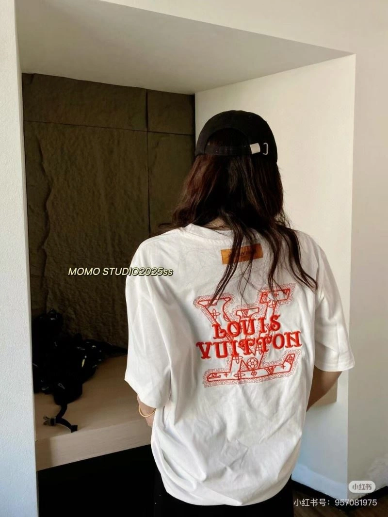 High fidelity Louis Vuitton T-Shirts