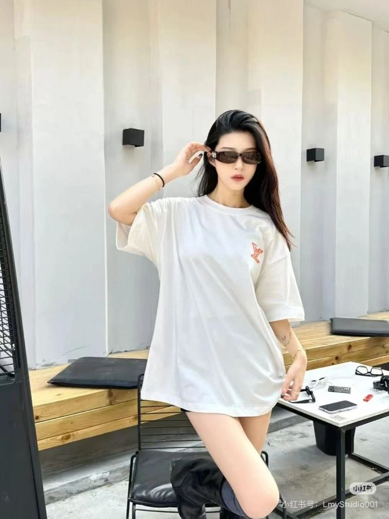 High fidelity Louis Vuitton T-Shirts