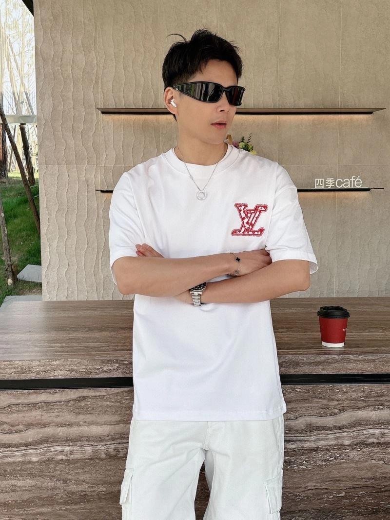 High fidelity Louis Vuitton T-Shirts