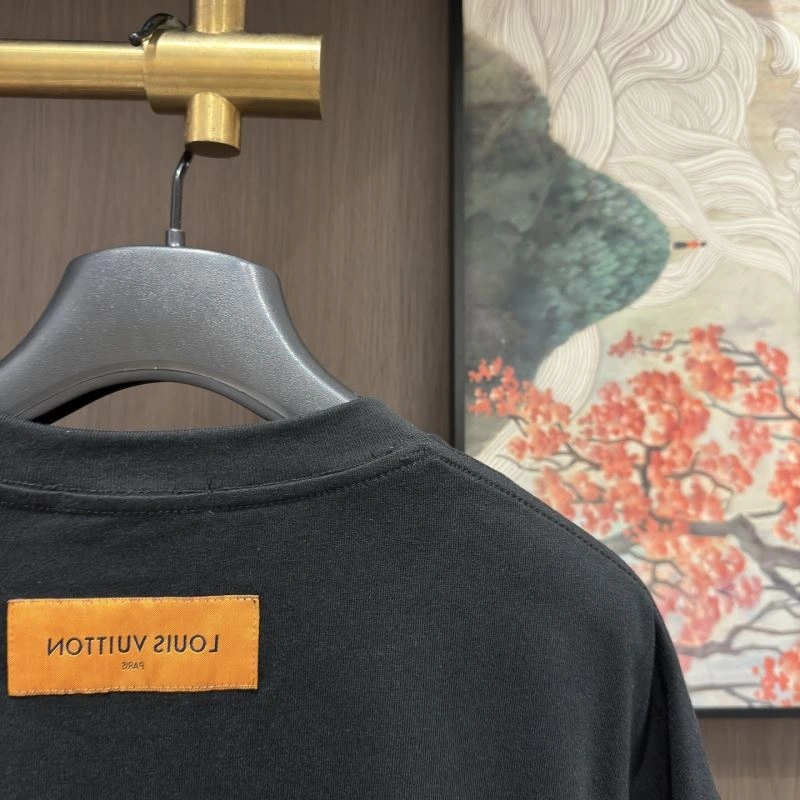 Reasonably priced Louis Vuitton T-Shirts