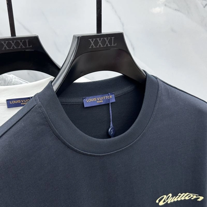Top mirror Louis Vuitton T-Shirts