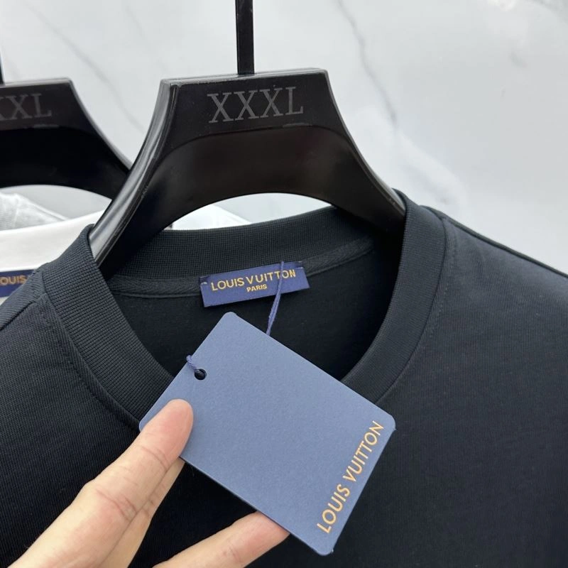 Top mirror Louis Vuitton T-Shirts