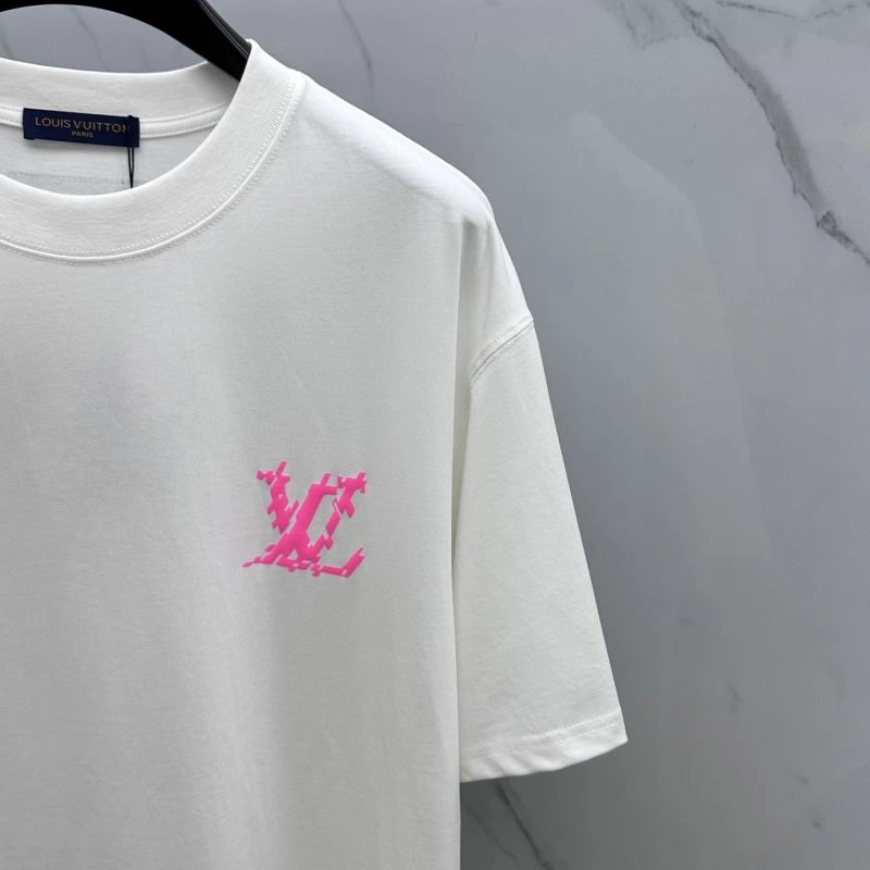 Exact replica Louis Vuitton T-Shirts