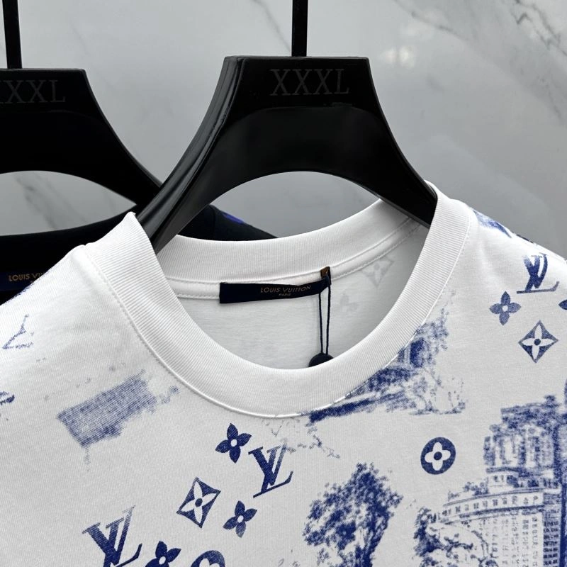 Bargain Louis Vuitton T-Shirts