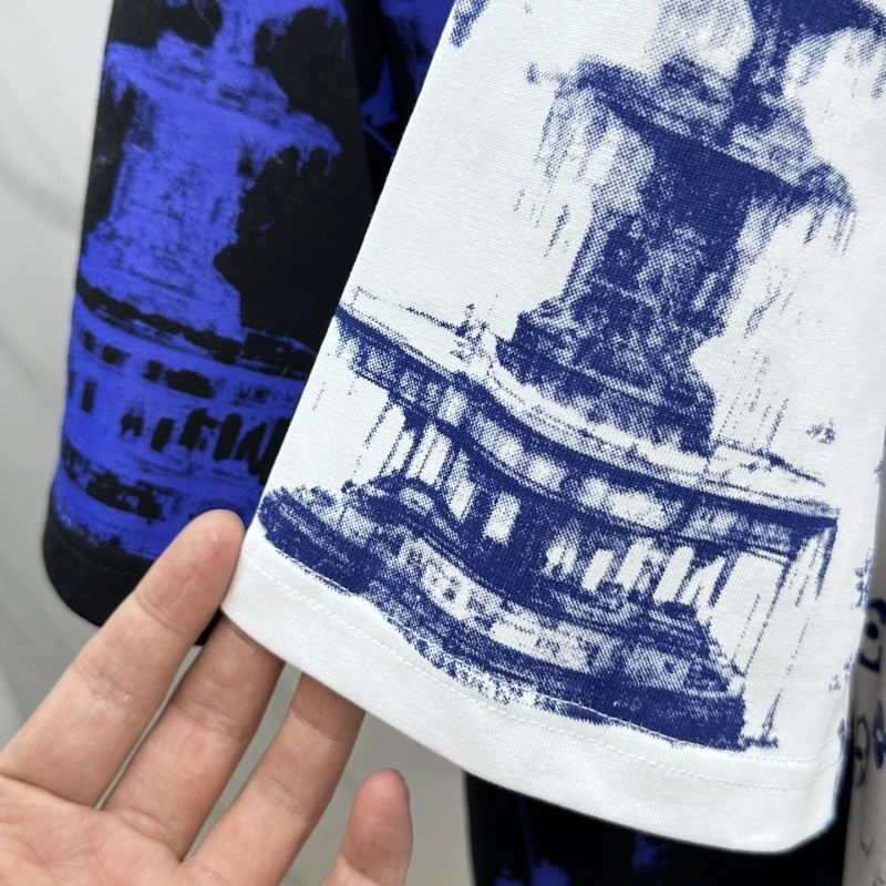 Bargain Louis Vuitton T-Shirts