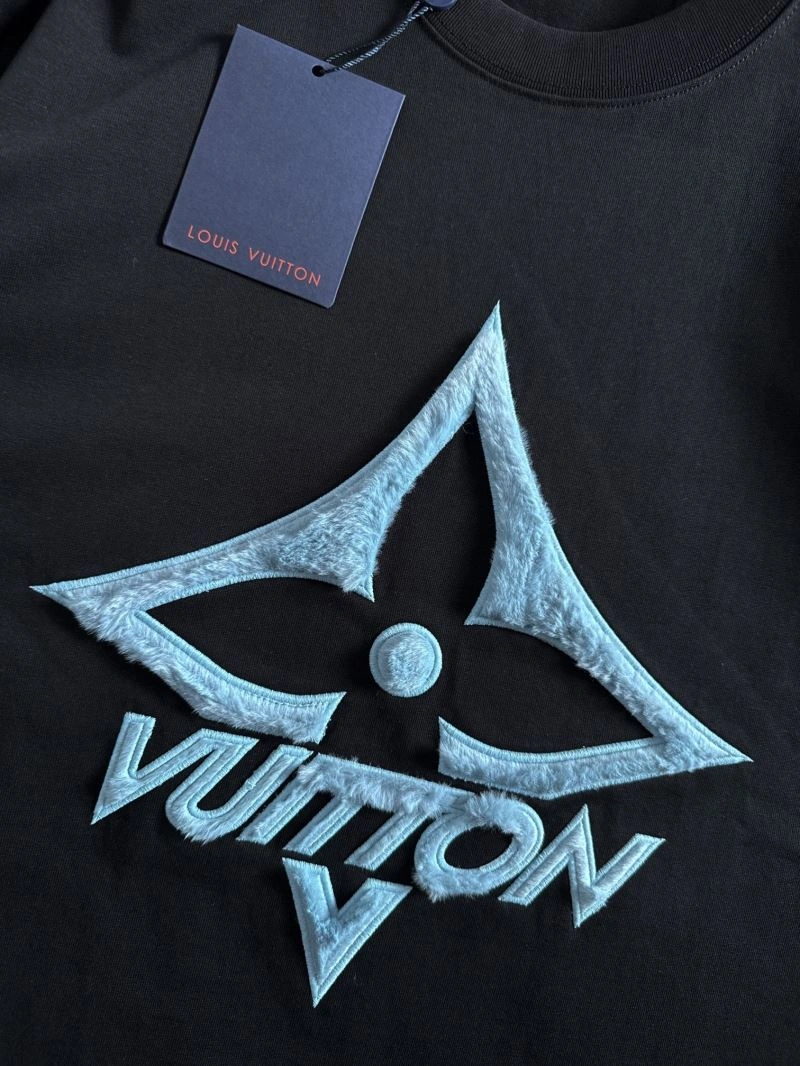 Top match Louis Vuitton T-Shirts