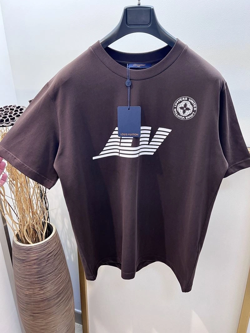 Accurate model Louis Vuitton T-Shirts