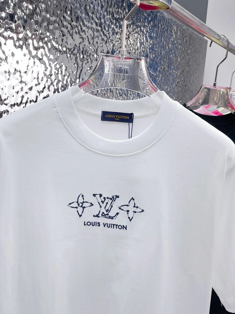 Inexpensive Louis Vuitton T-Shirts
