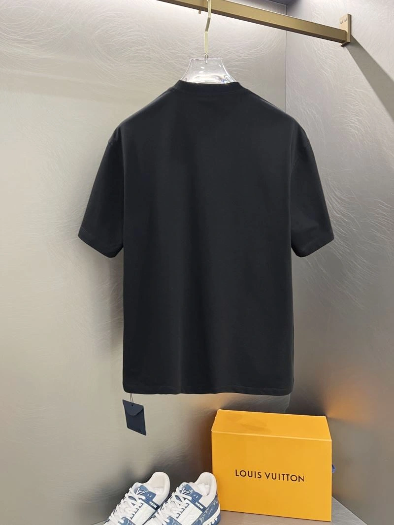 Precise copy Louis Vuitton T-Shirts
