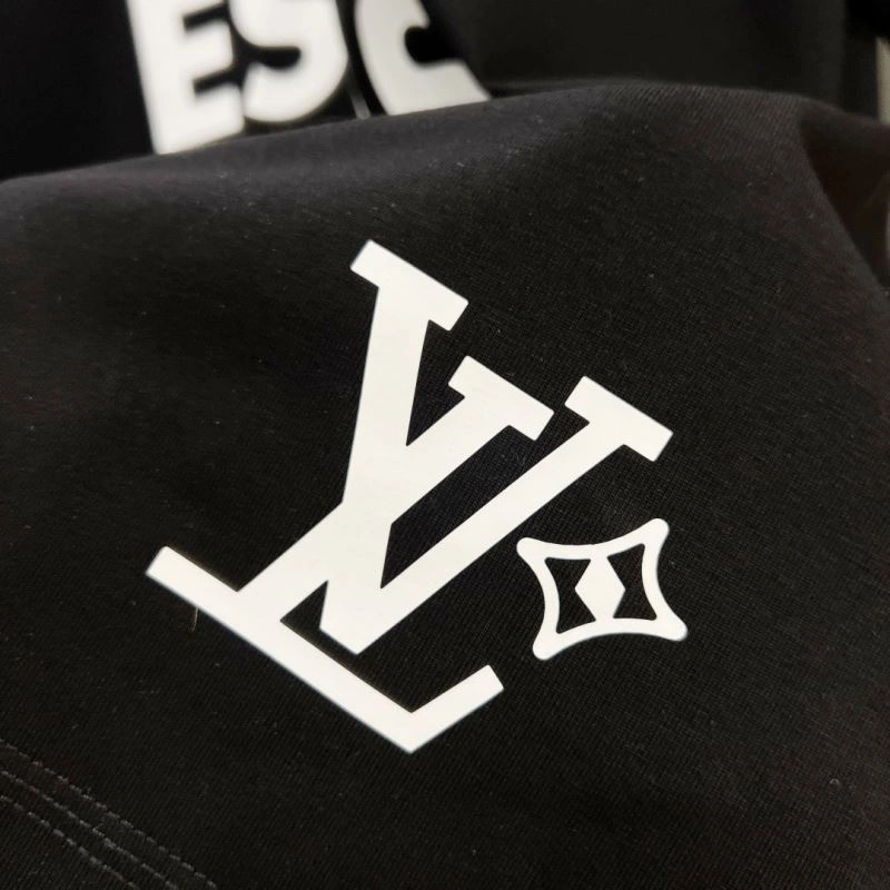 Precise copy Louis Vuitton T-Shirts