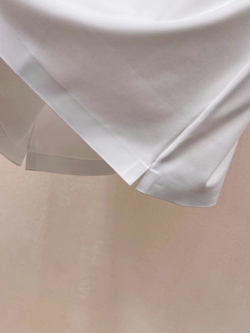 Indistinguishable Louis Vuitton T-Shirts