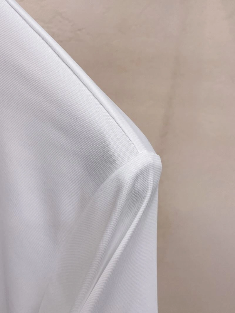 Indistinguishable Louis Vuitton T-Shirts