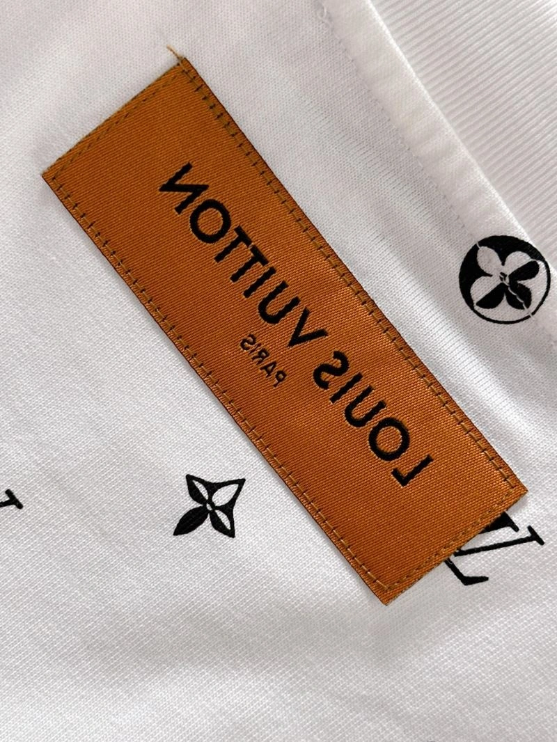 Low-cost Louis Vuitton T-Shirts