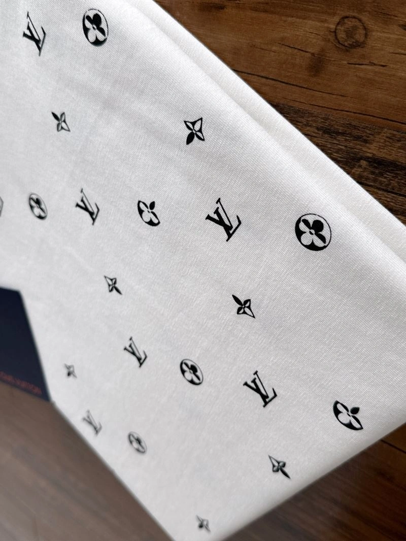 Low-cost Louis Vuitton T-Shirts