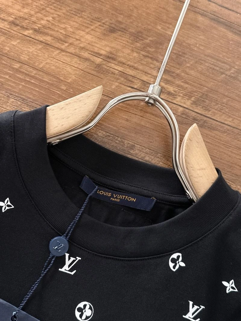 Top match Louis Vuitton T-Shirts