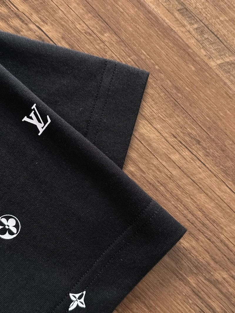 Top match Louis Vuitton T-Shirts