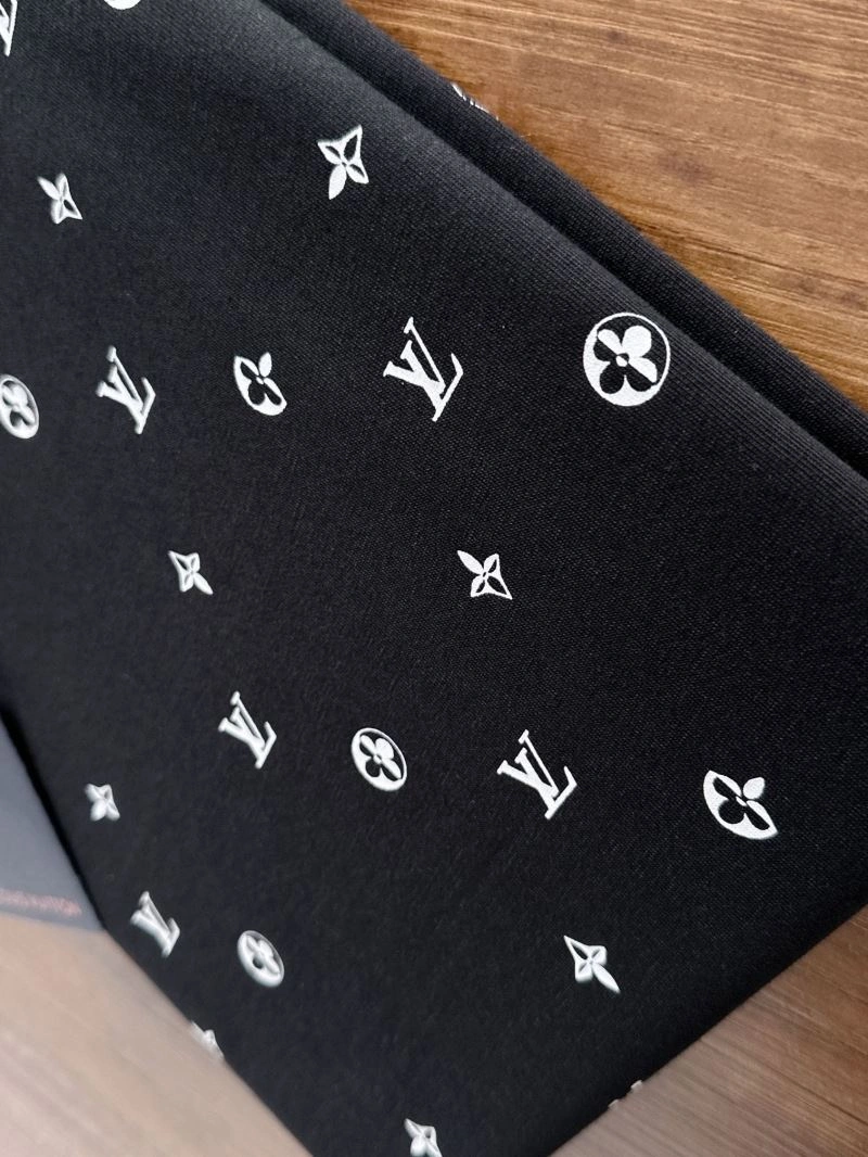 Top match Louis Vuitton T-Shirts
