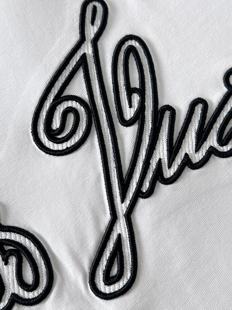 Accurate model Louis Vuitton T-Shirts