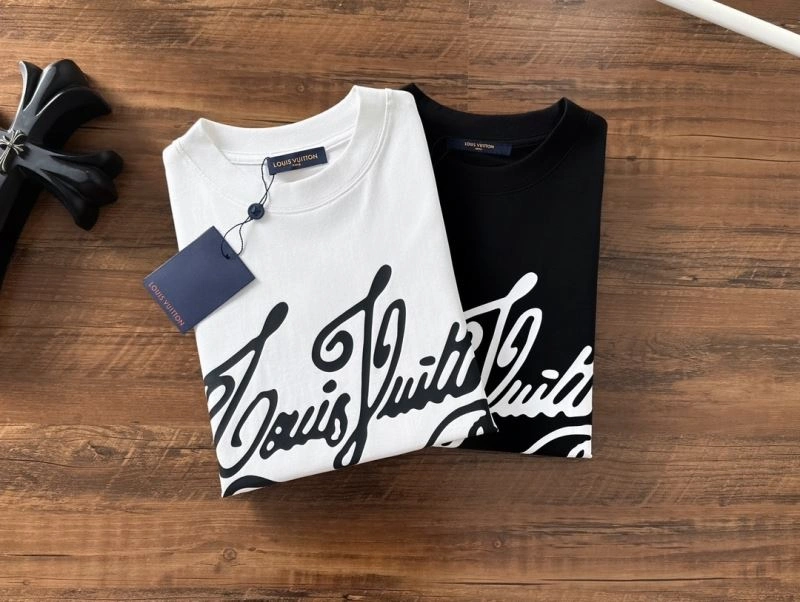 High fidelity Louis Vuitton T-Shirts