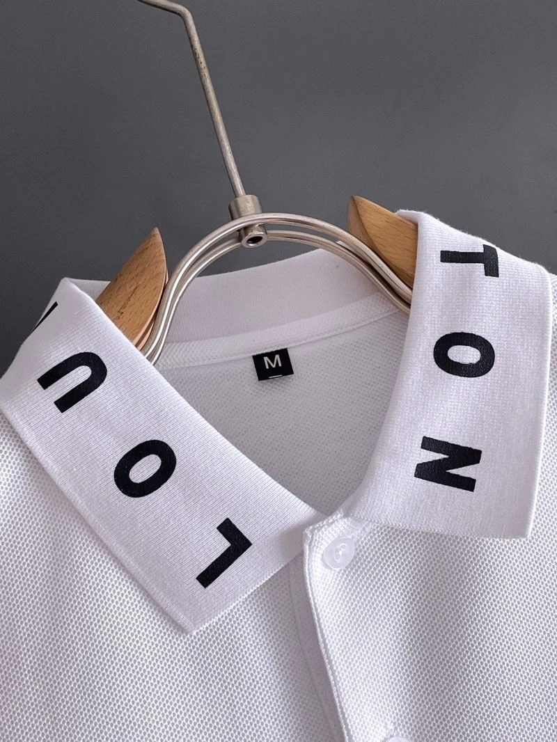 Accurate model Louis Vuitton T-Shirts