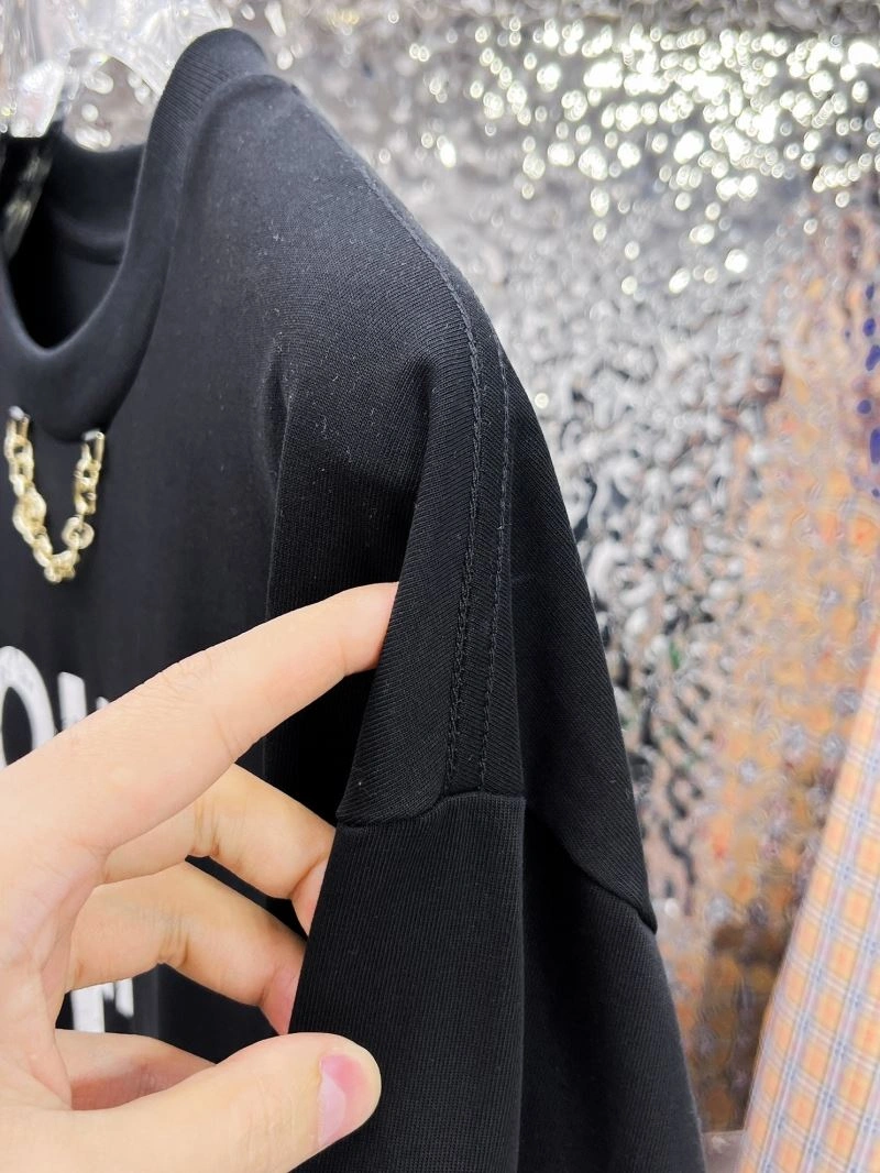 Cut-rate Louis Vuitton T-Shirts
