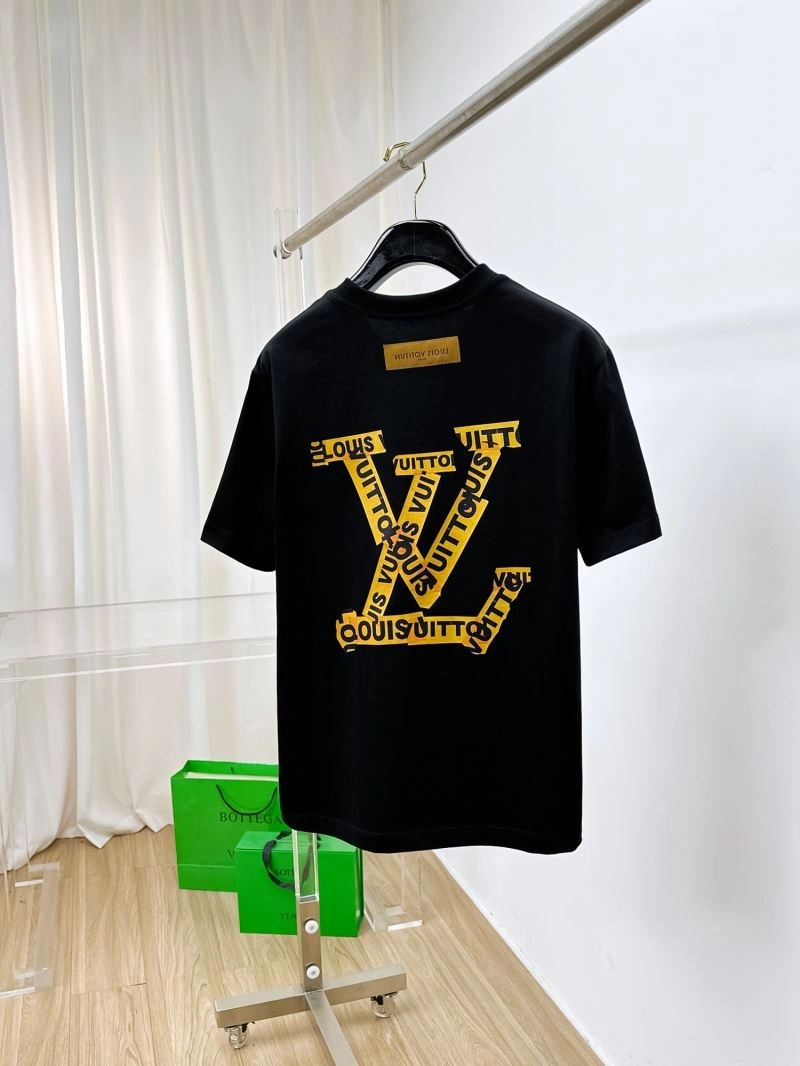 Exact replica Louis Vuitton T-Shirts