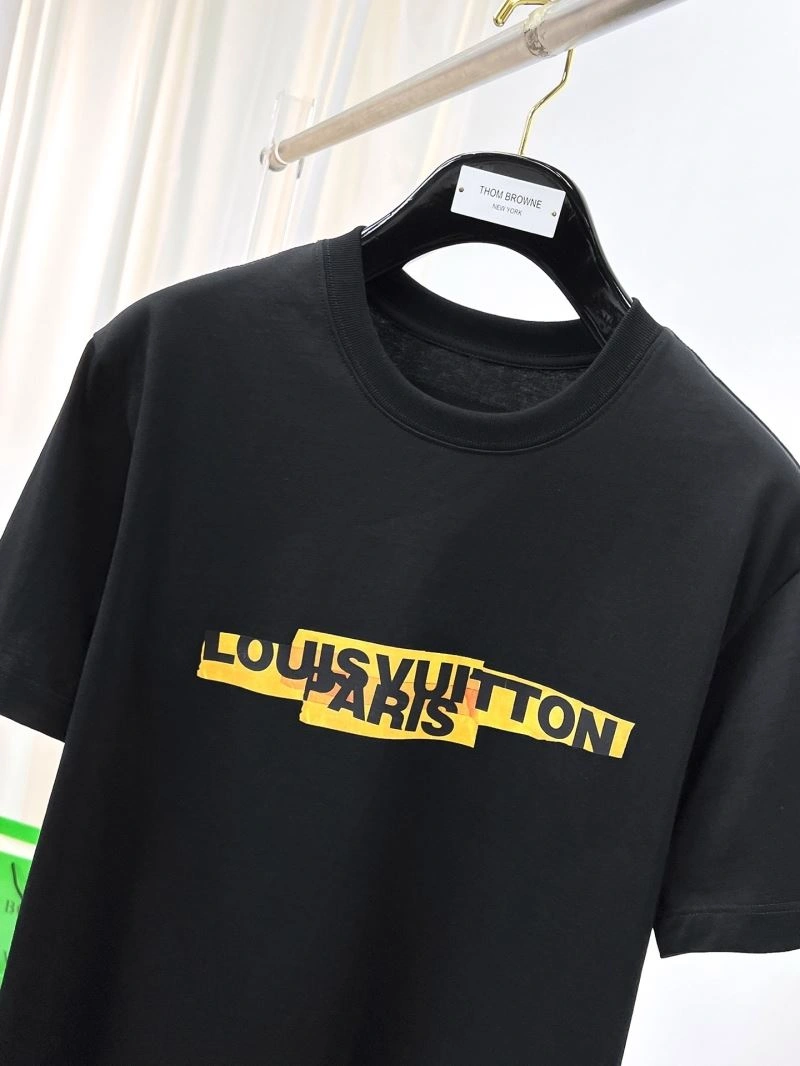 Exact replica Louis Vuitton T-Shirts
