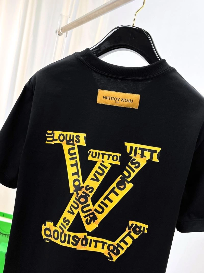 Exact replica Louis Vuitton T-Shirts