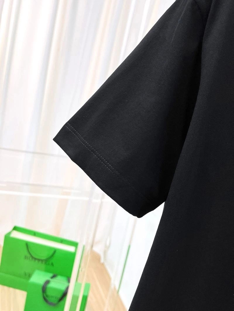 Cut-rate Louis Vuitton T-Shirts