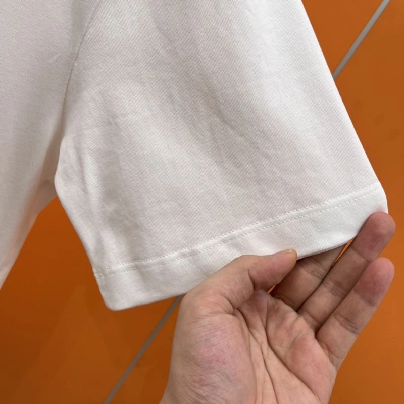 Bargain Louis Vuitton T-Shirts
