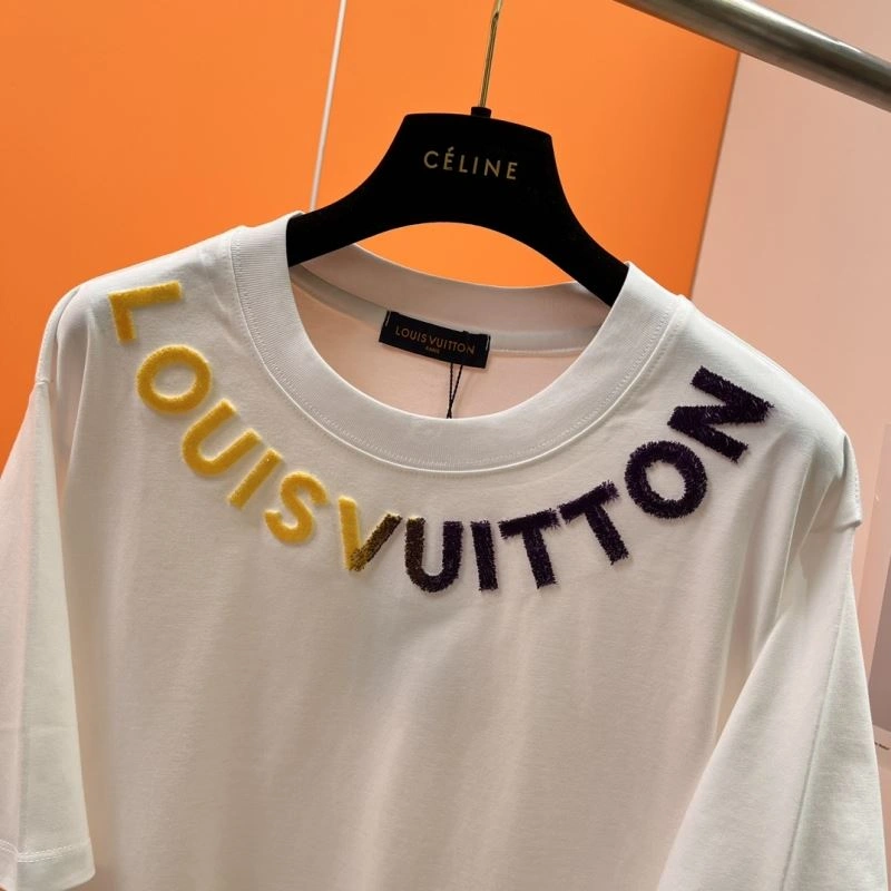 Exact replica Louis Vuitton T-Shirts