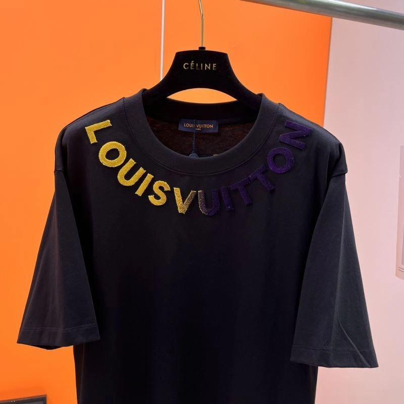 Top match Louis Vuitton T-Shirts