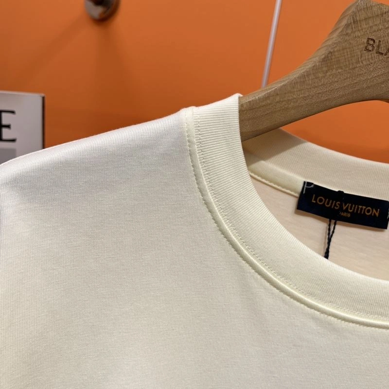 Top match Louis Vuitton T-Shirts