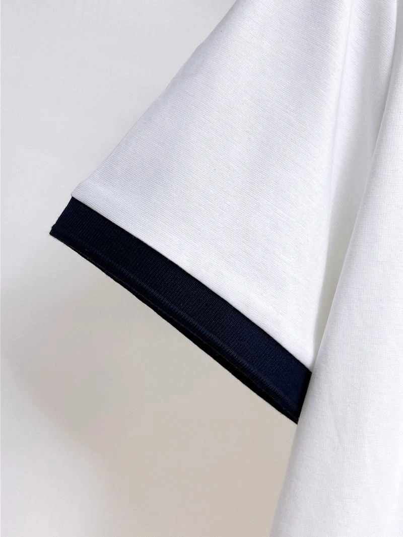 Indistinguishable Louis Vuitton T-Shirts
