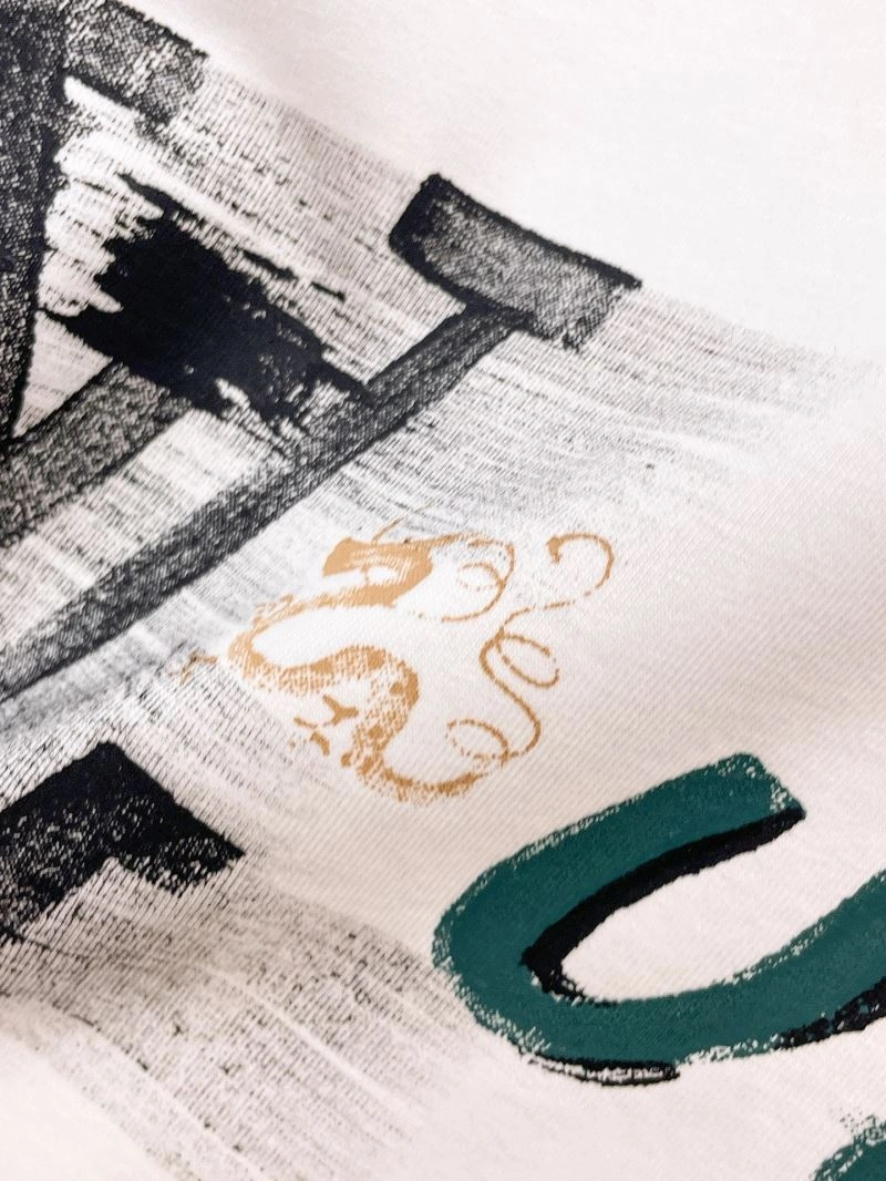 Real Louis Vuitton T-Shirts