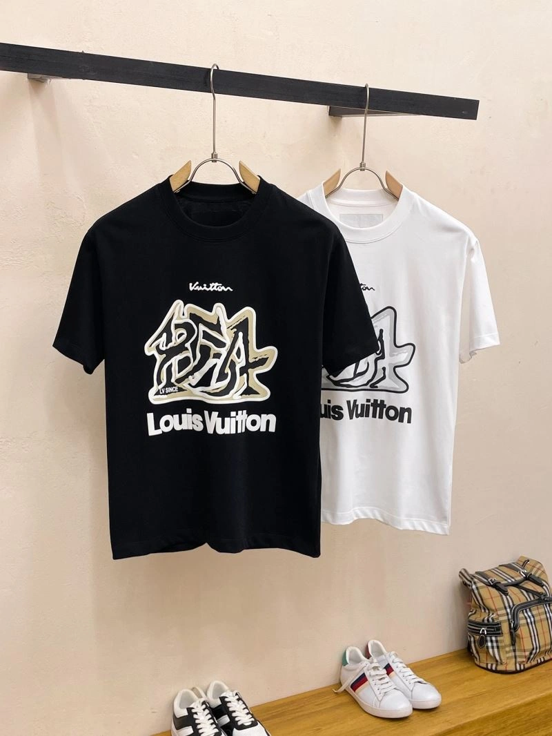 Top mirror Louis Vuitton T-Shirts