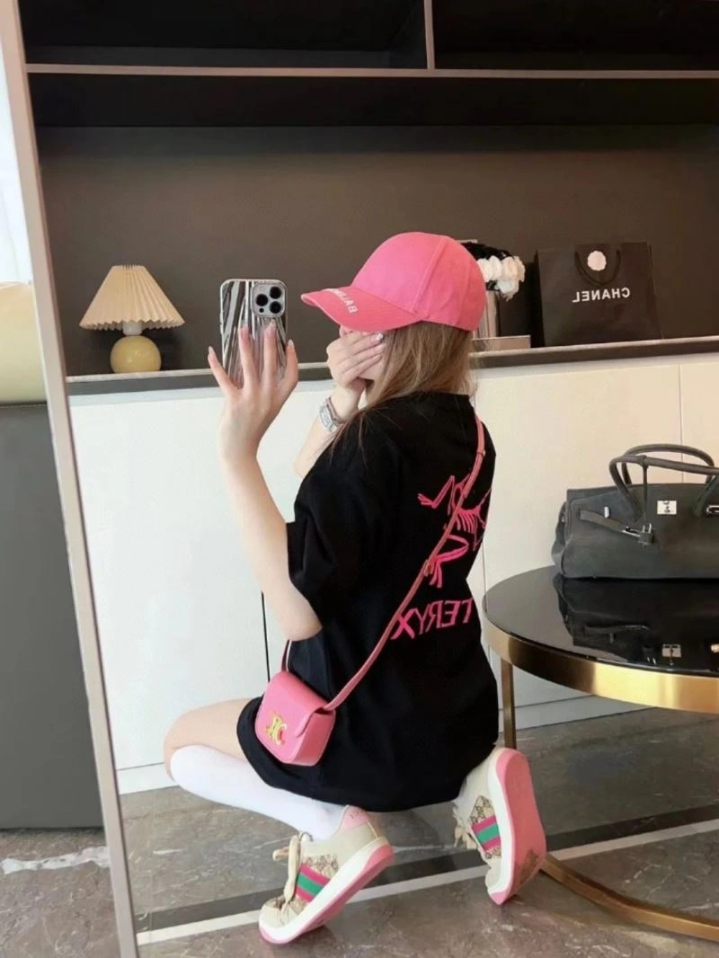 Cut-rate Louis Vuitton T-Shirts