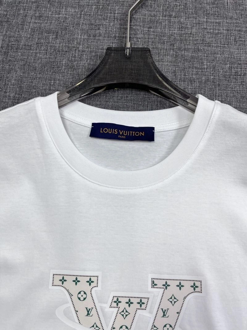 Exact replica Louis Vuitton T-Shirts