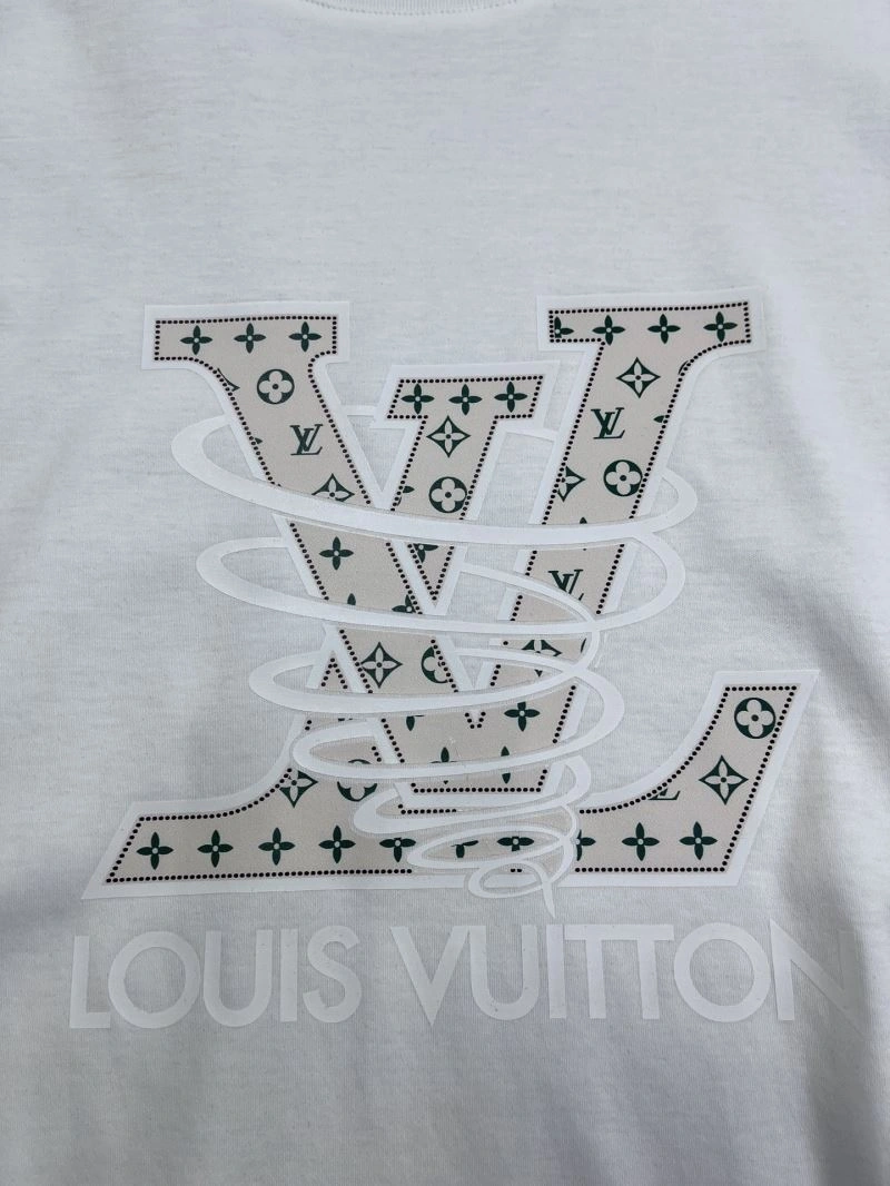 Exact replica Louis Vuitton T-Shirts